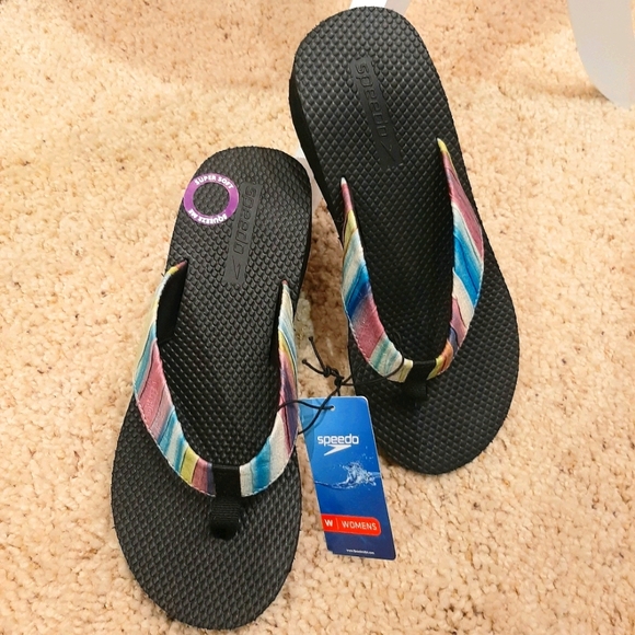 Speedo | Shoes | Speedo Wedge Flip Flops | Poshmark